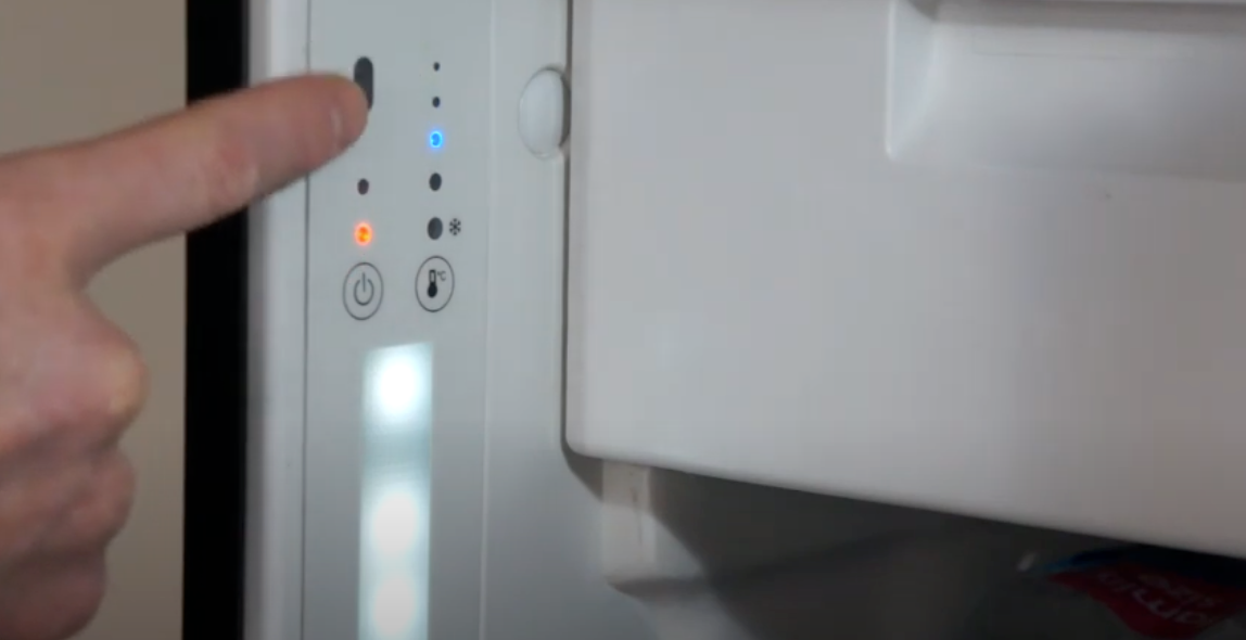 Video: Dometic CRX50 12volt Campervan Compressor Fridge